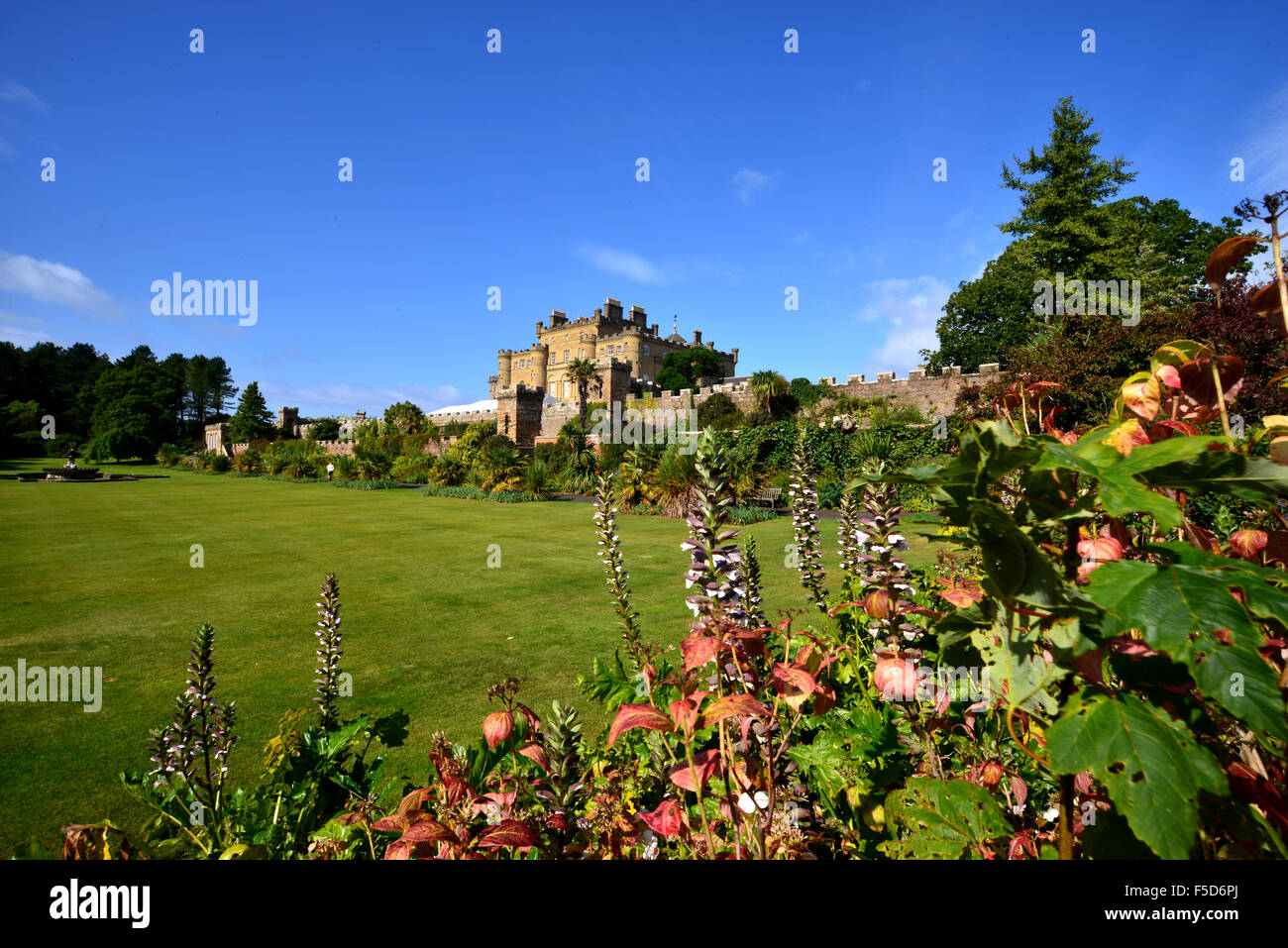 Culzean castle hi-res stock photography and images - Alamy