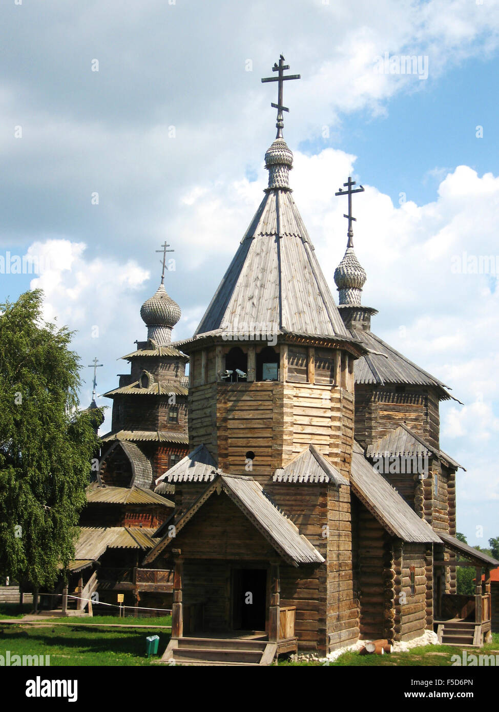 Real old historical wooden churches in historical town Suzdal in Russia ...