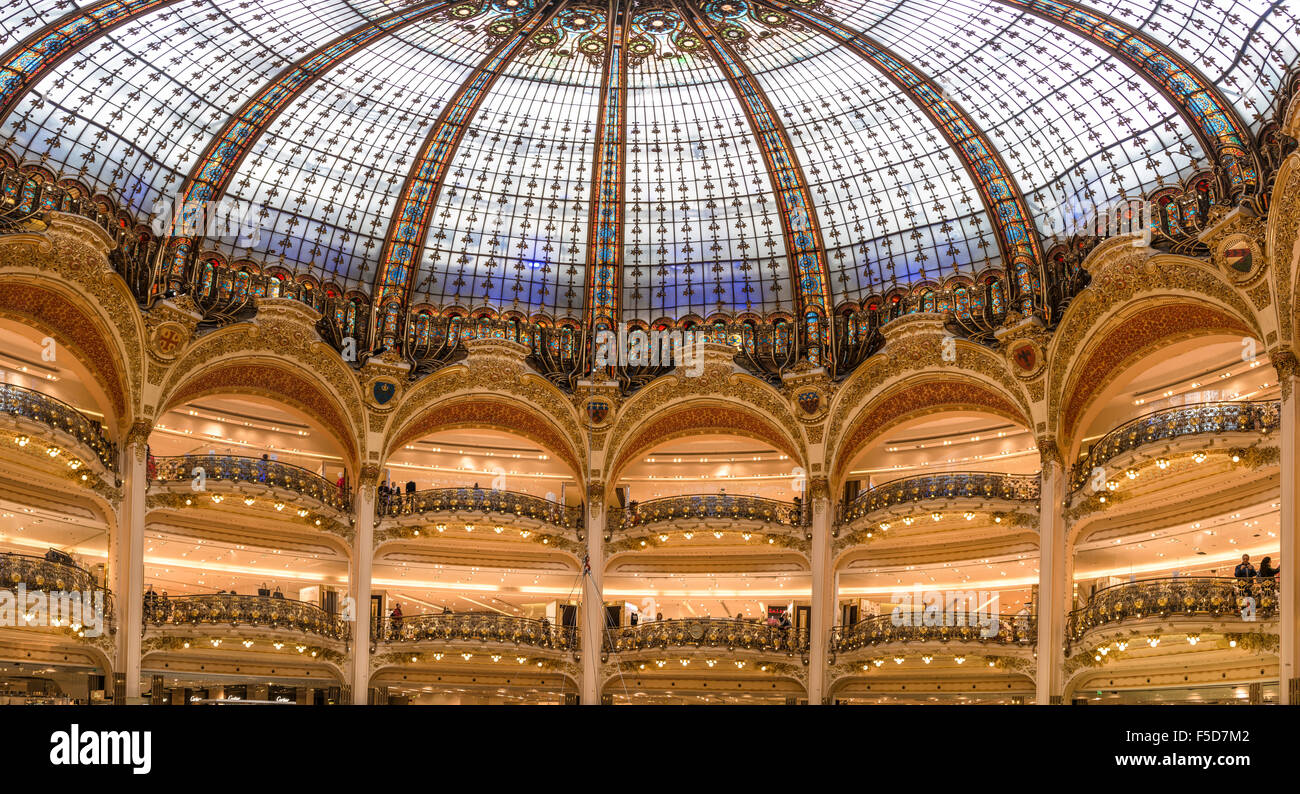 Paris architecture dome roof hi-res stock photography and images - Alamy