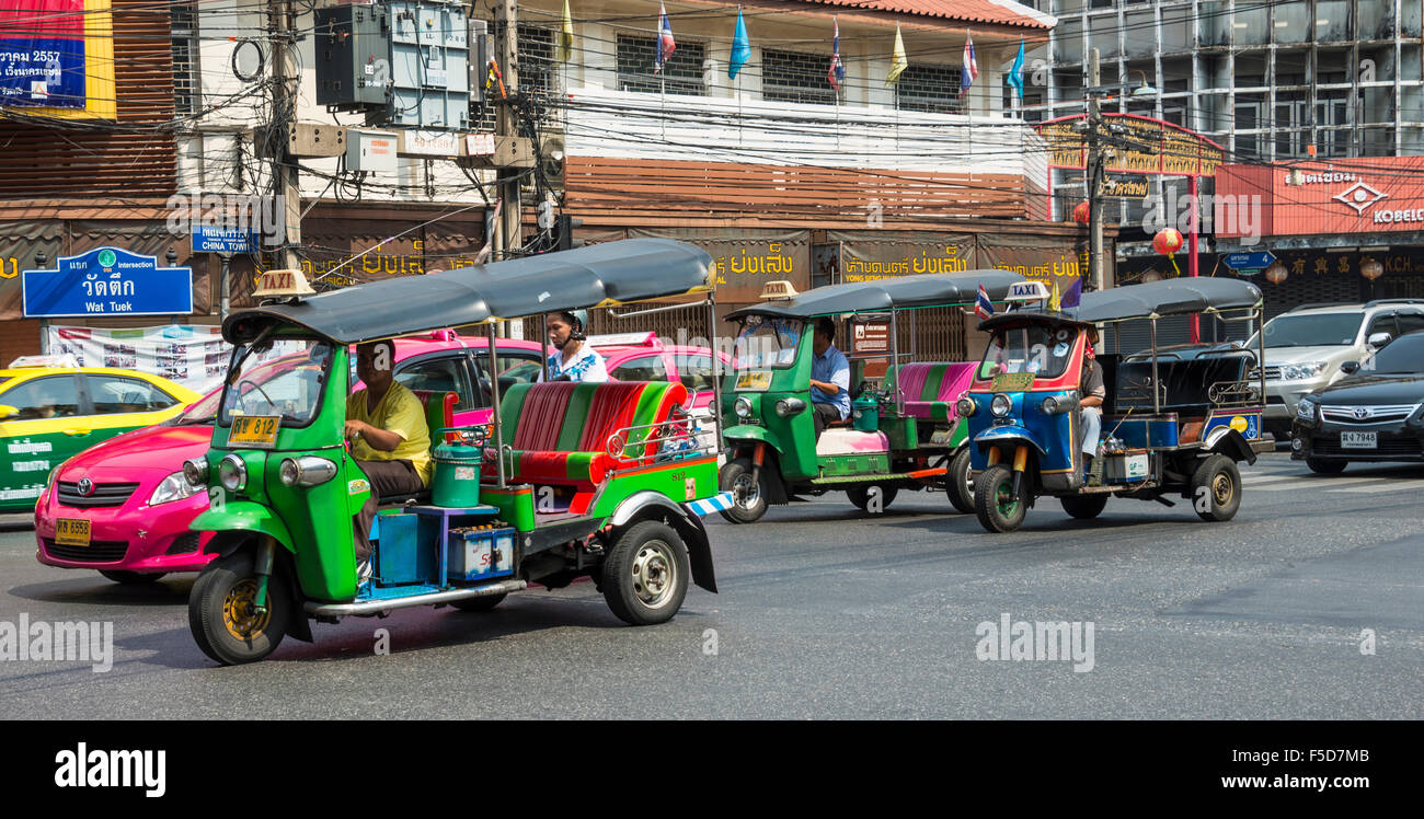 Tuk tuks tuk tuks taxi hi-res stock photography and images - Alamy