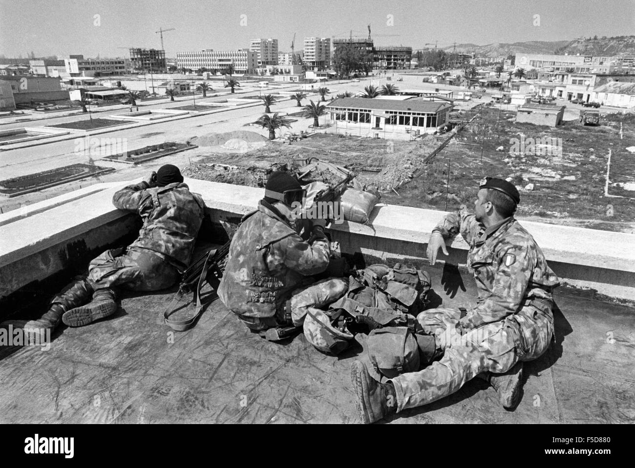Albania, operation Alba of Italian Armed Forces after the civil war of ...