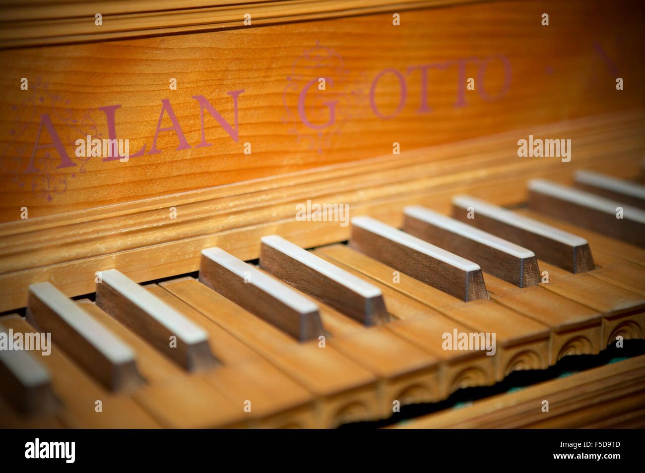 Alan ivory hi-res stock photography and images - Alamy