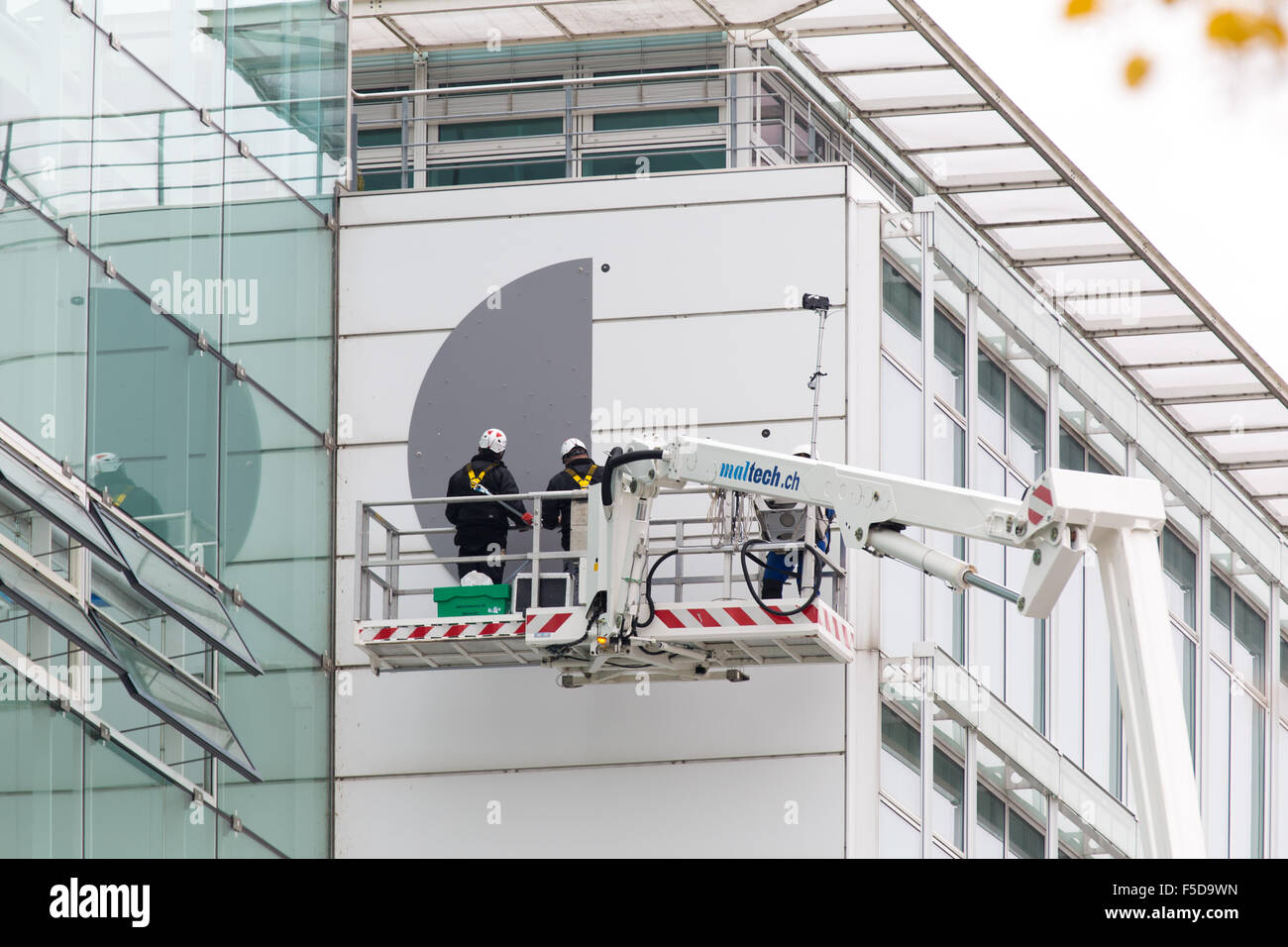 Ge logo hi-res stock photography and images - Alamy