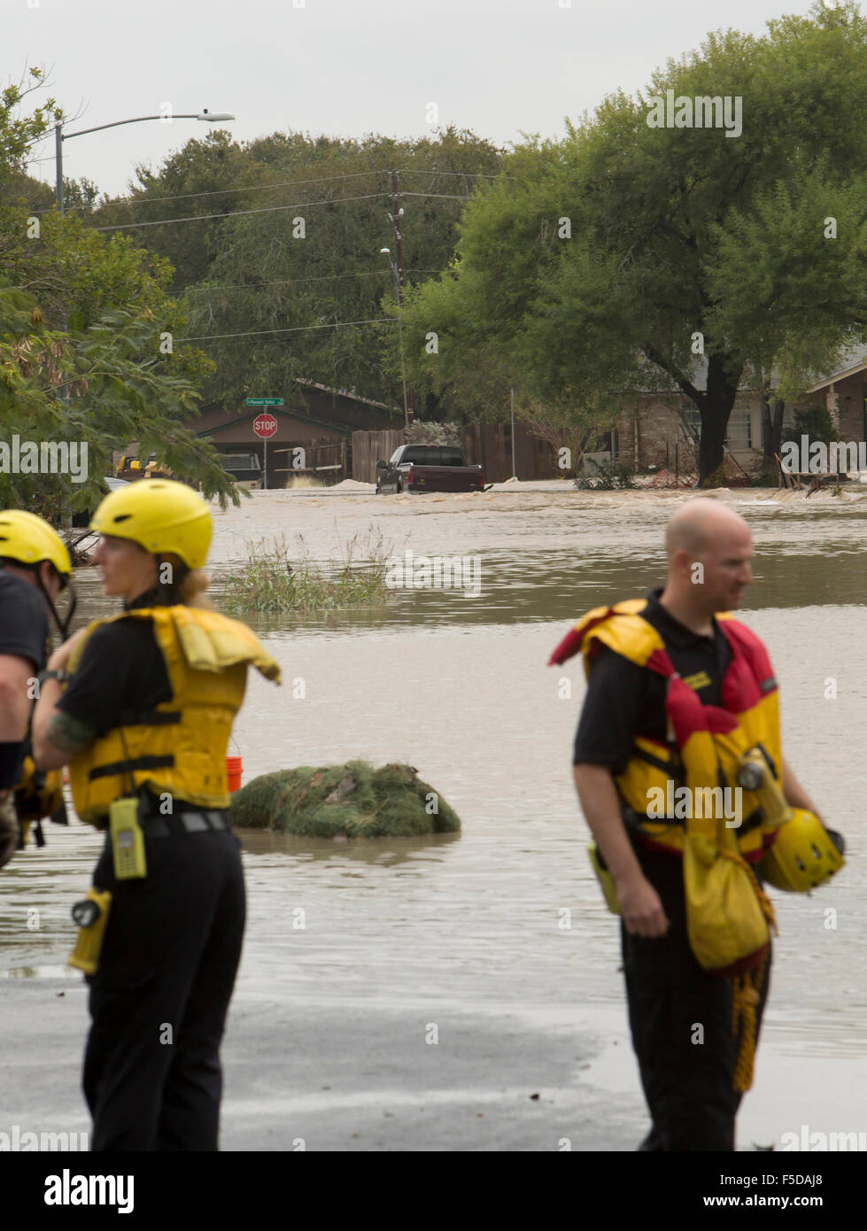 Emergency personal including police and fire-fighters on hand and ...