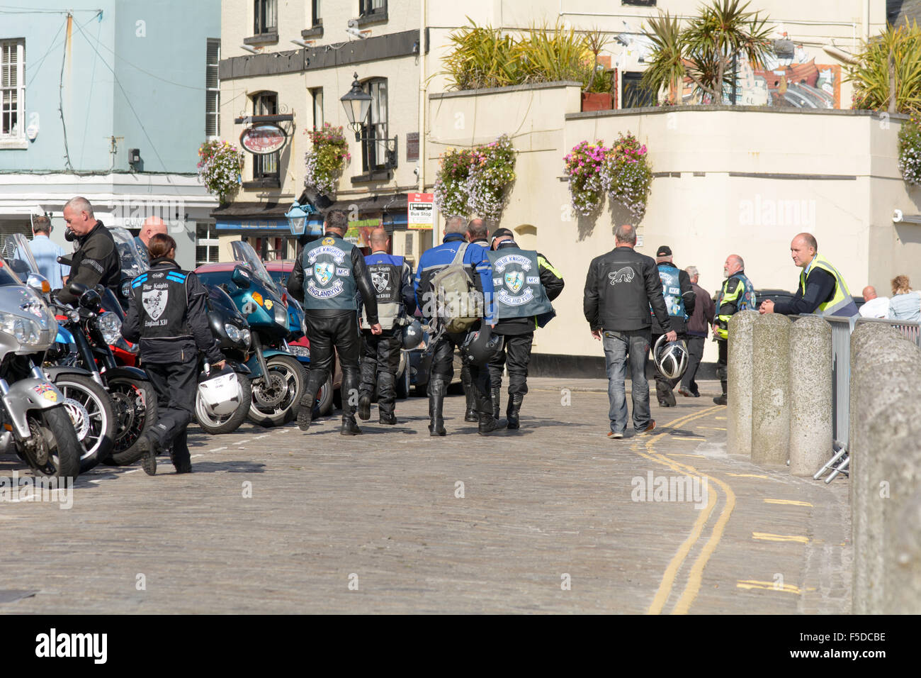Blue knights hi-res stock photography and images - Alamy