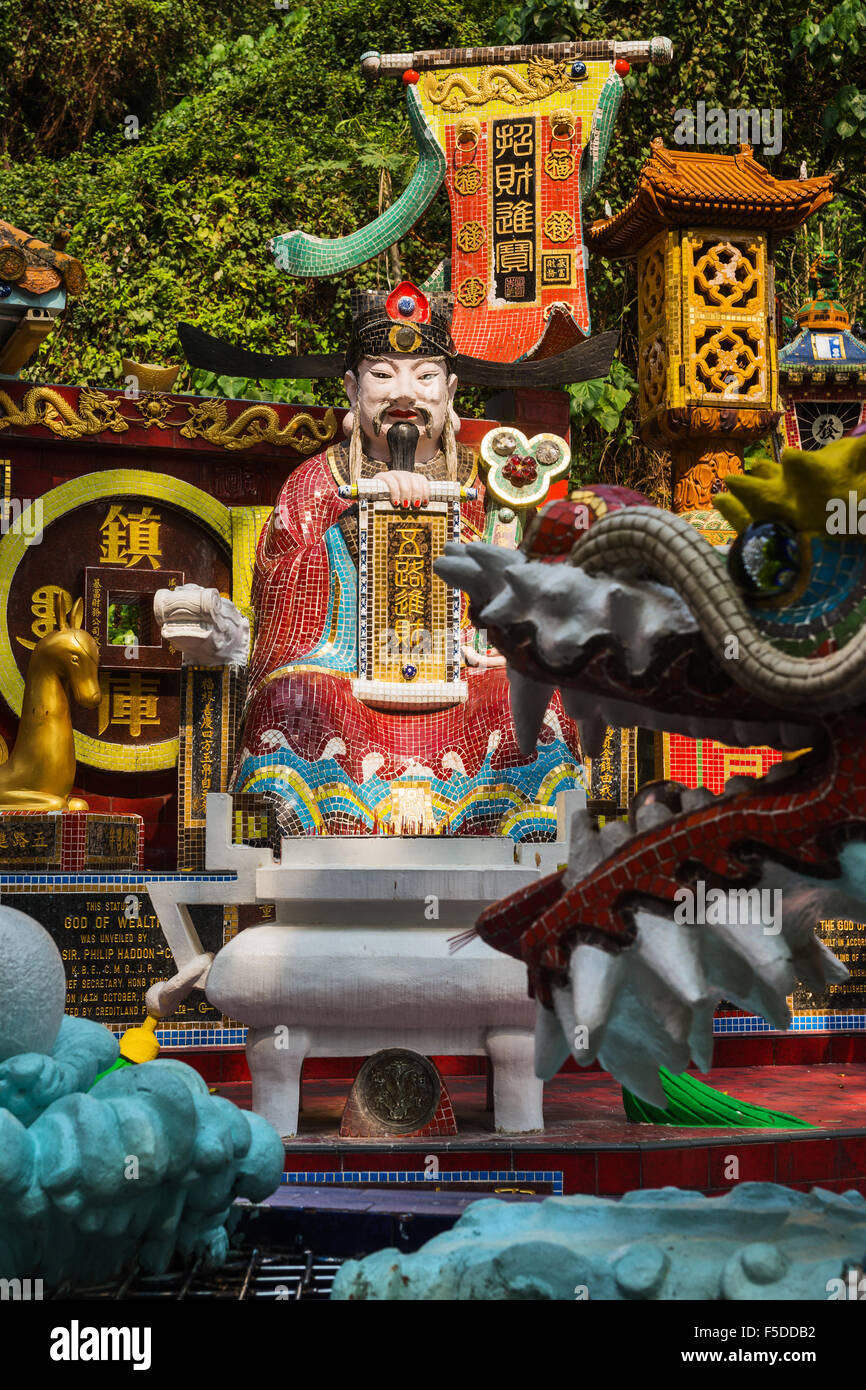 God of wealth mosaic statue in the Tin Hau Temple, Repulse Bay, Hong ...