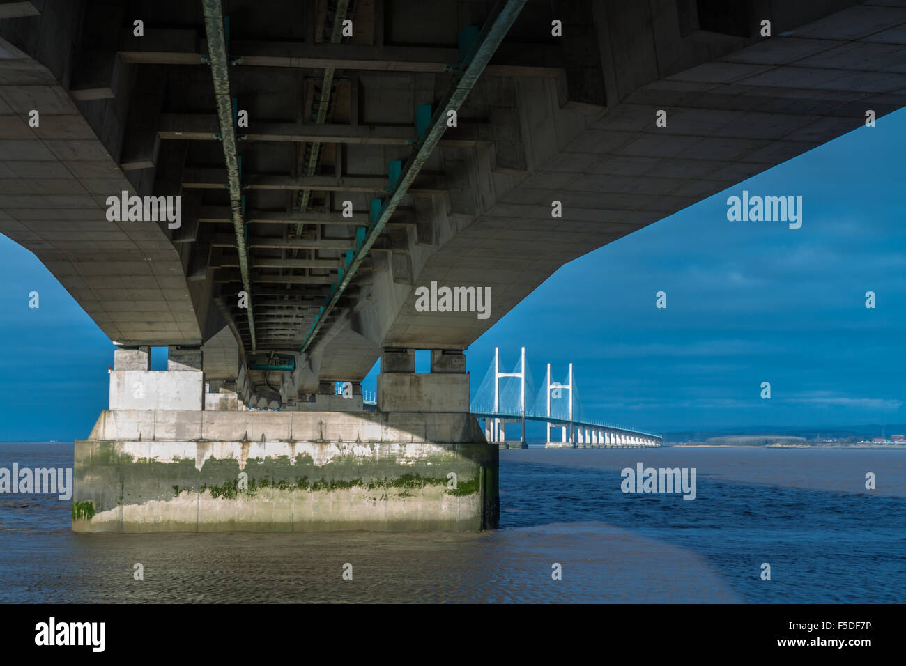 English channel bridge hi-res stock photography and images - Alamy