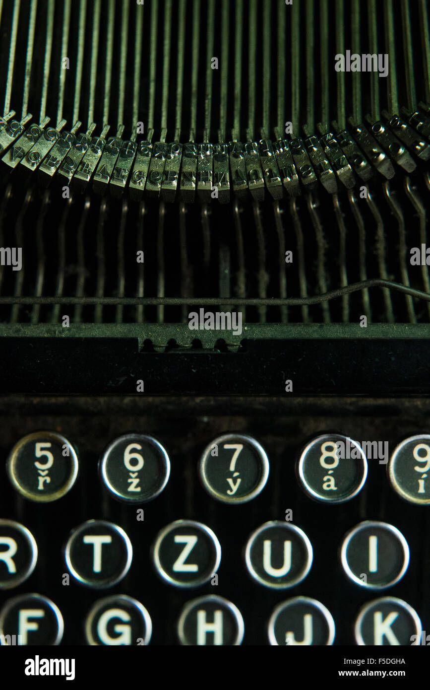 Keyboard on a vintage typewriter, Antique typewriter key, Typebar of a ...