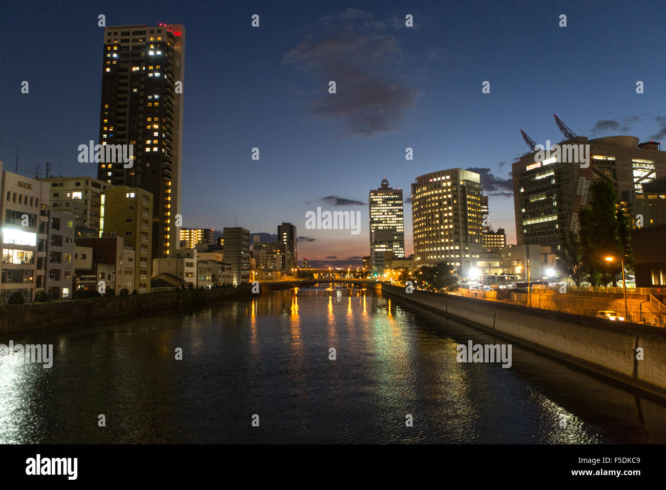 Osaka waterfront hi-res stock photography and images - Alamy