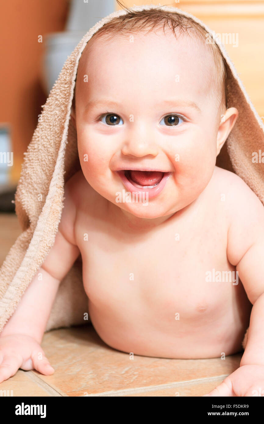 Wet after bathing hi-res stock photography and images - Alamy