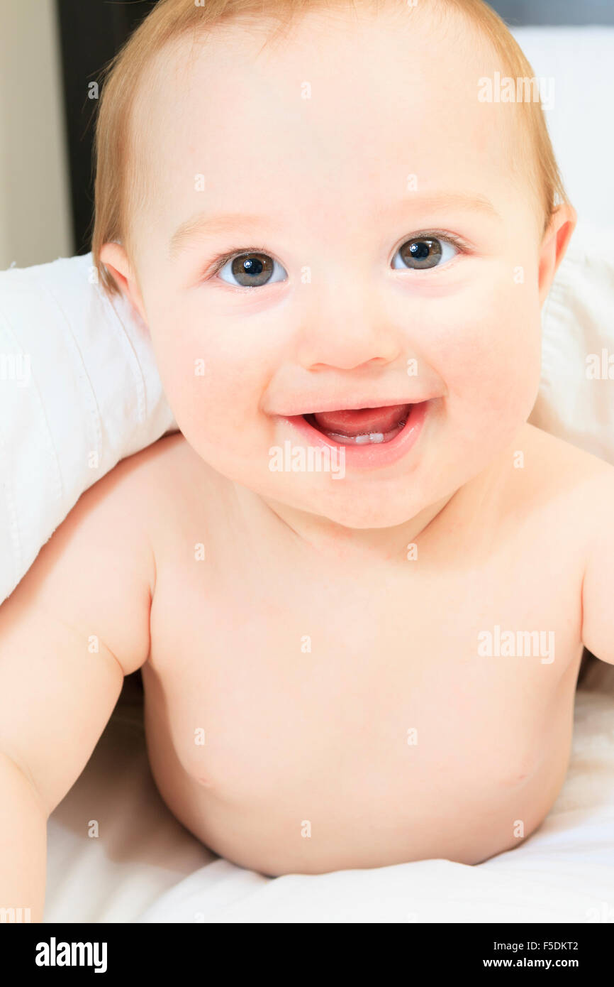 Parent bed hi-res stock photography and images - Alamy