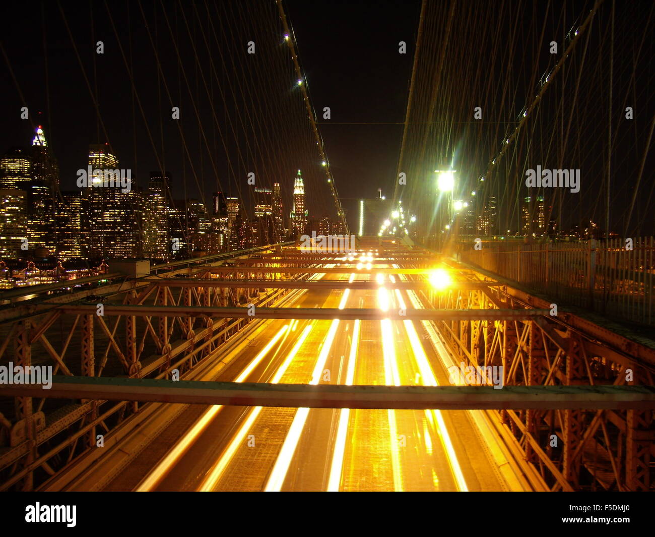 Brooklyn Bridge night lights Stock Photo - Alamy