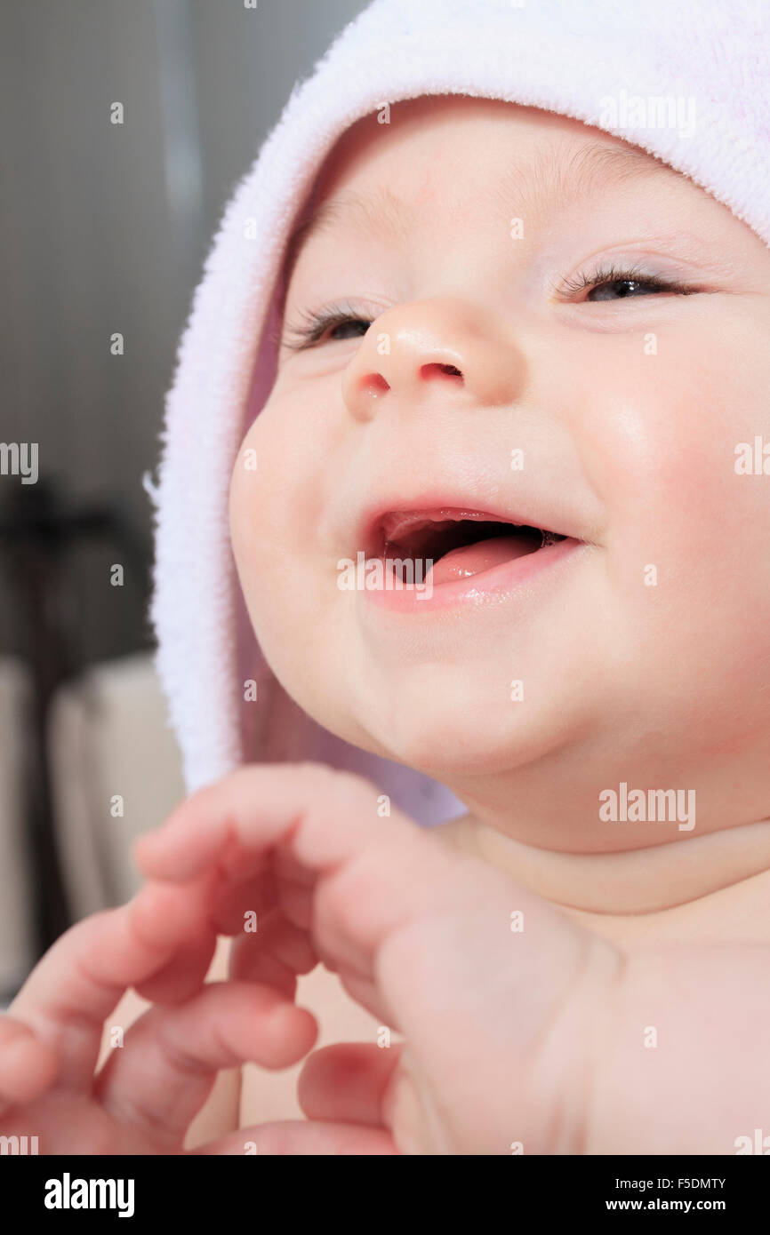 Baby after a bath hi-res stock photography and images - Alamy