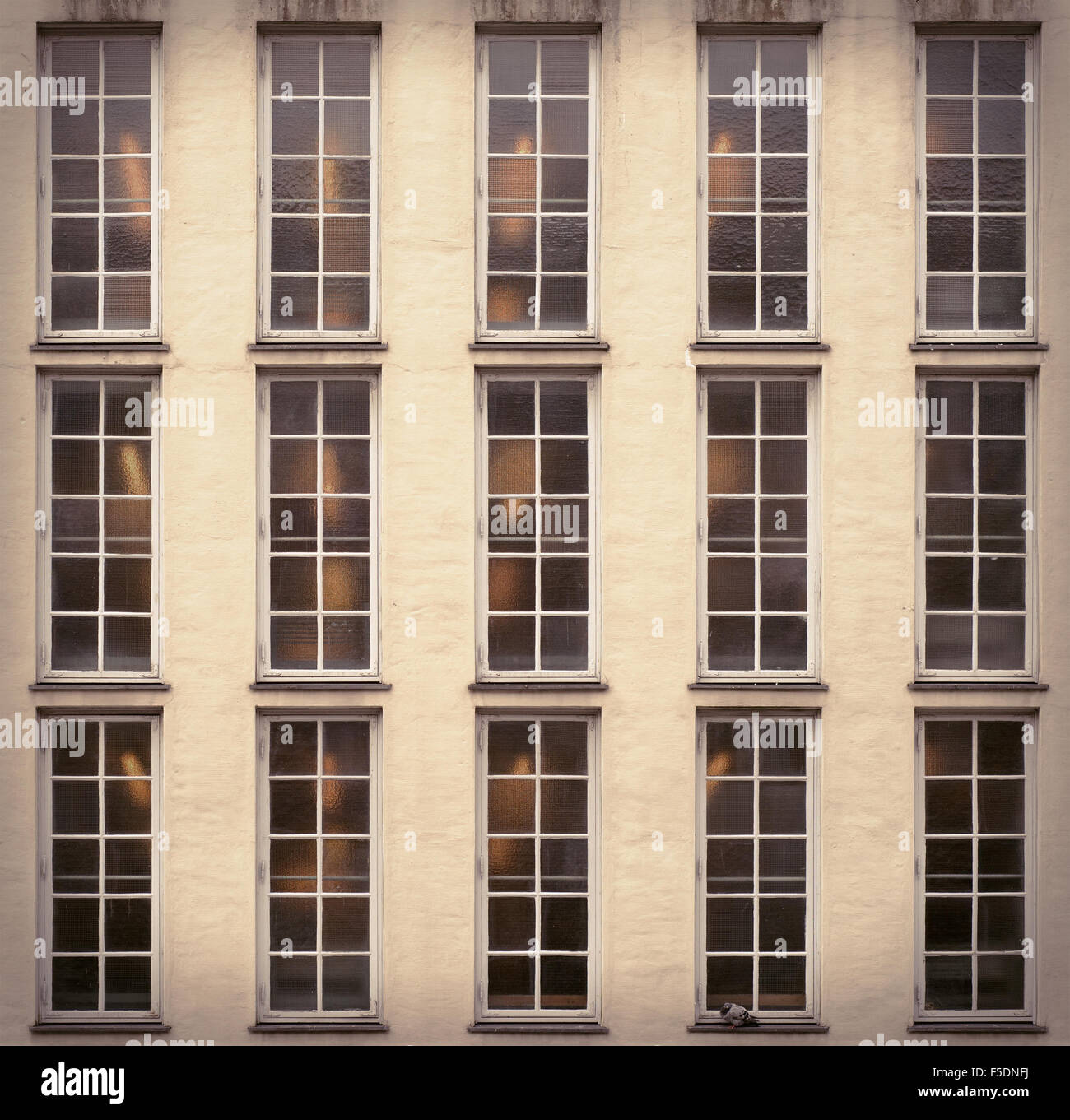 Lots of windows hi-res stock photography and images - Alamy