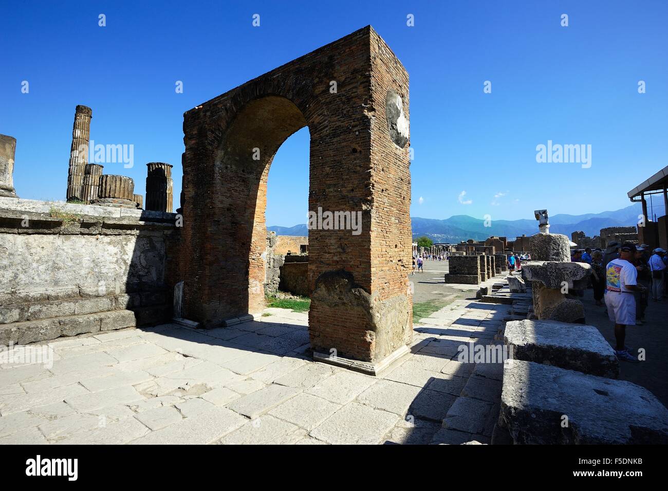 Pompeii brickwork hi-res stock photography and images - Alamy