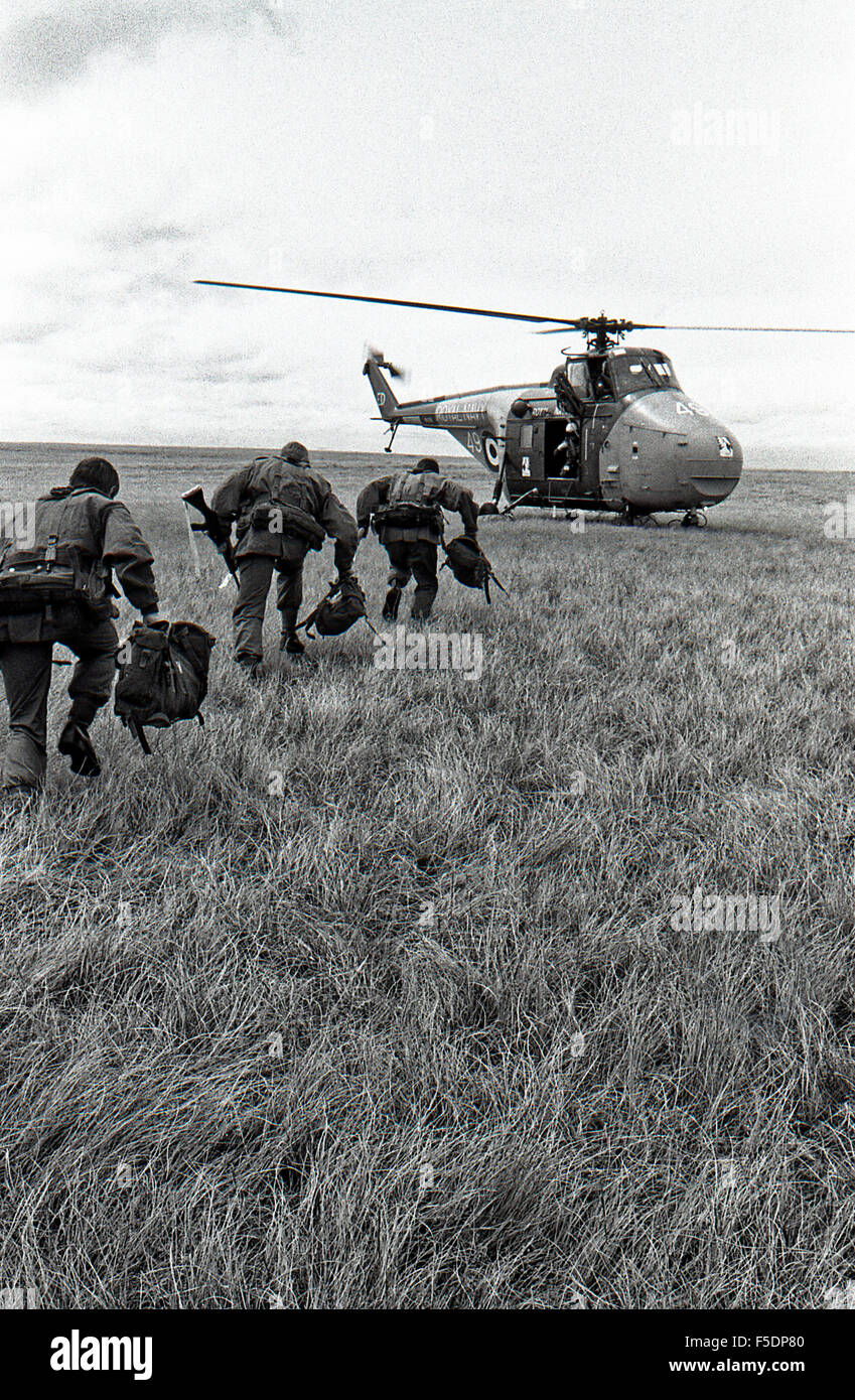 Monochrome royal marines hi-res stock photography and images - Alamy