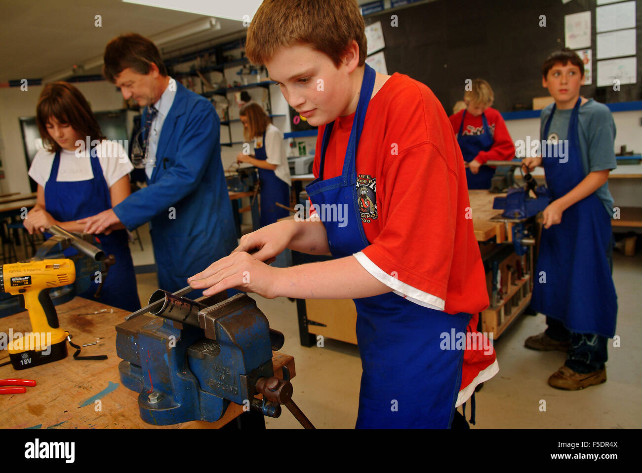 Students at King Edward Vl Community College,Totnes,Devonshire,UK ...