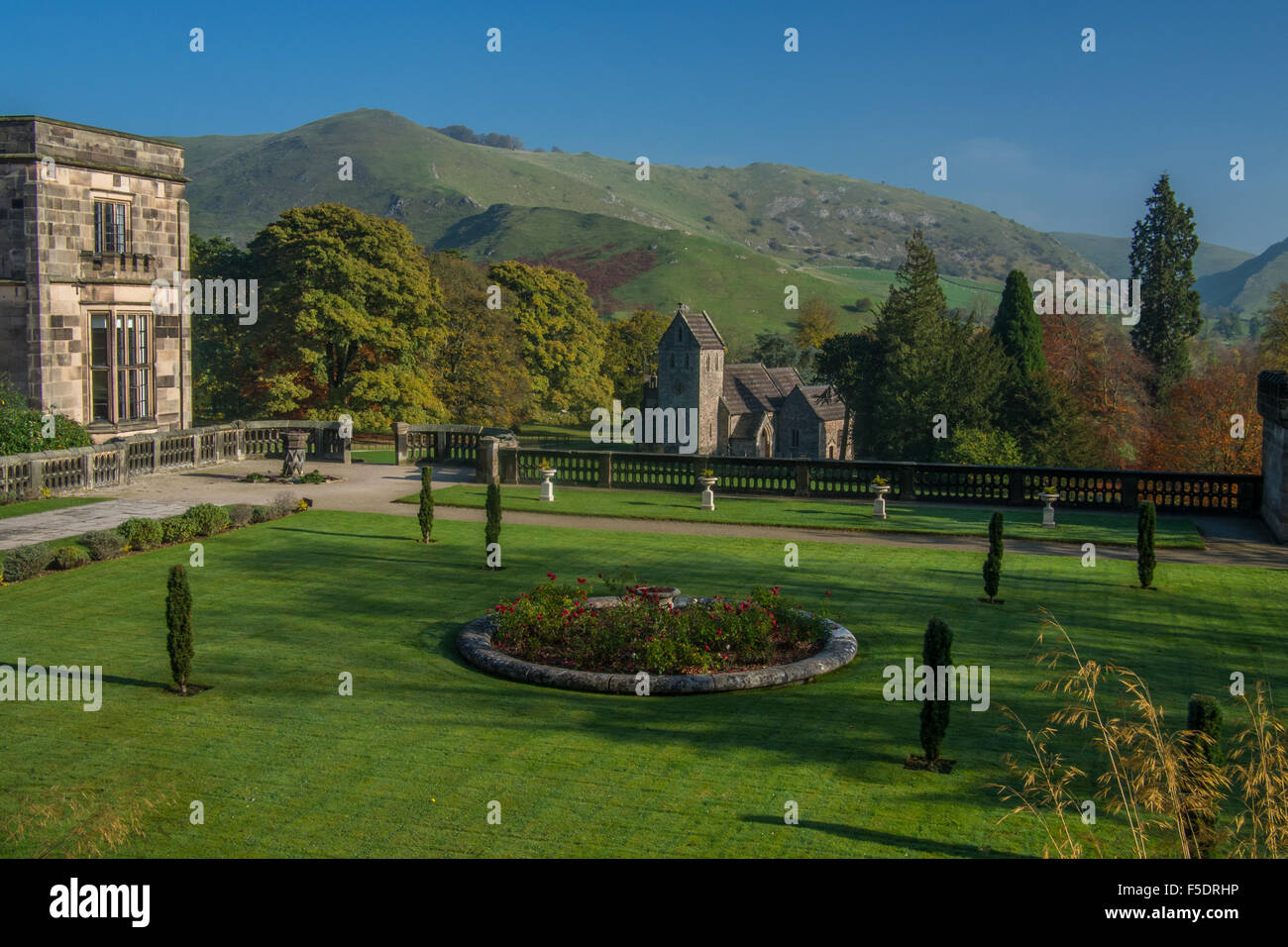 Ilam church gardens mountain hi-res stock photography and images - Alamy