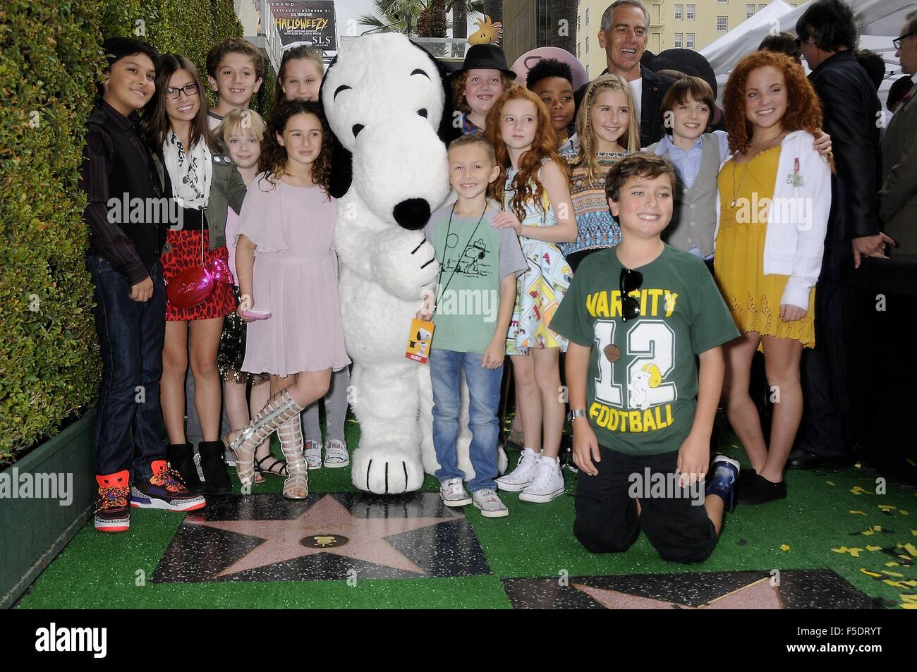 Los Angeles, CA, USA. 2nd Nov, 2015. Snoopy, The Peanuts Movie Cast ...