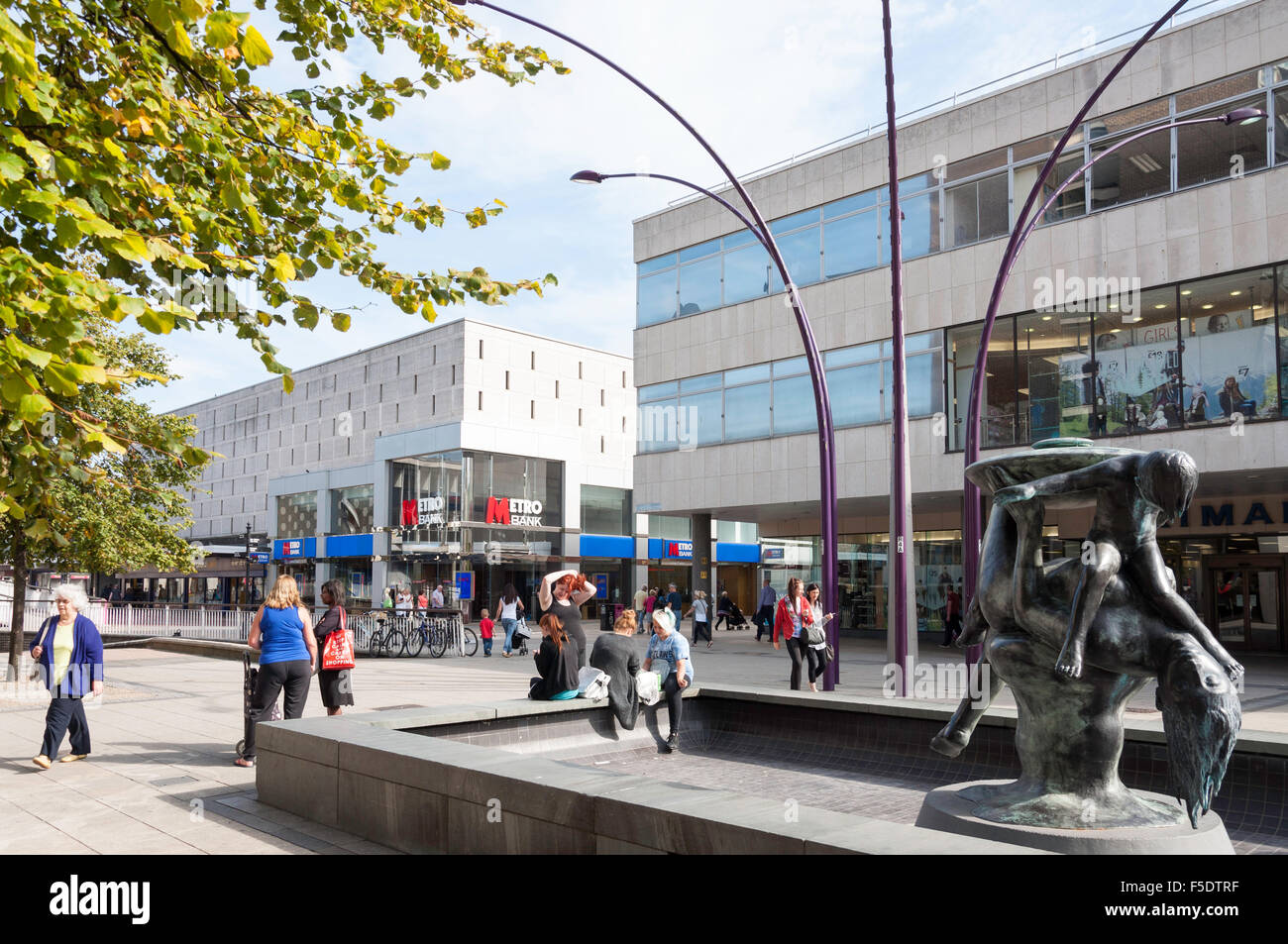 Basildon town centre hi-res stock photography and images - Alamy