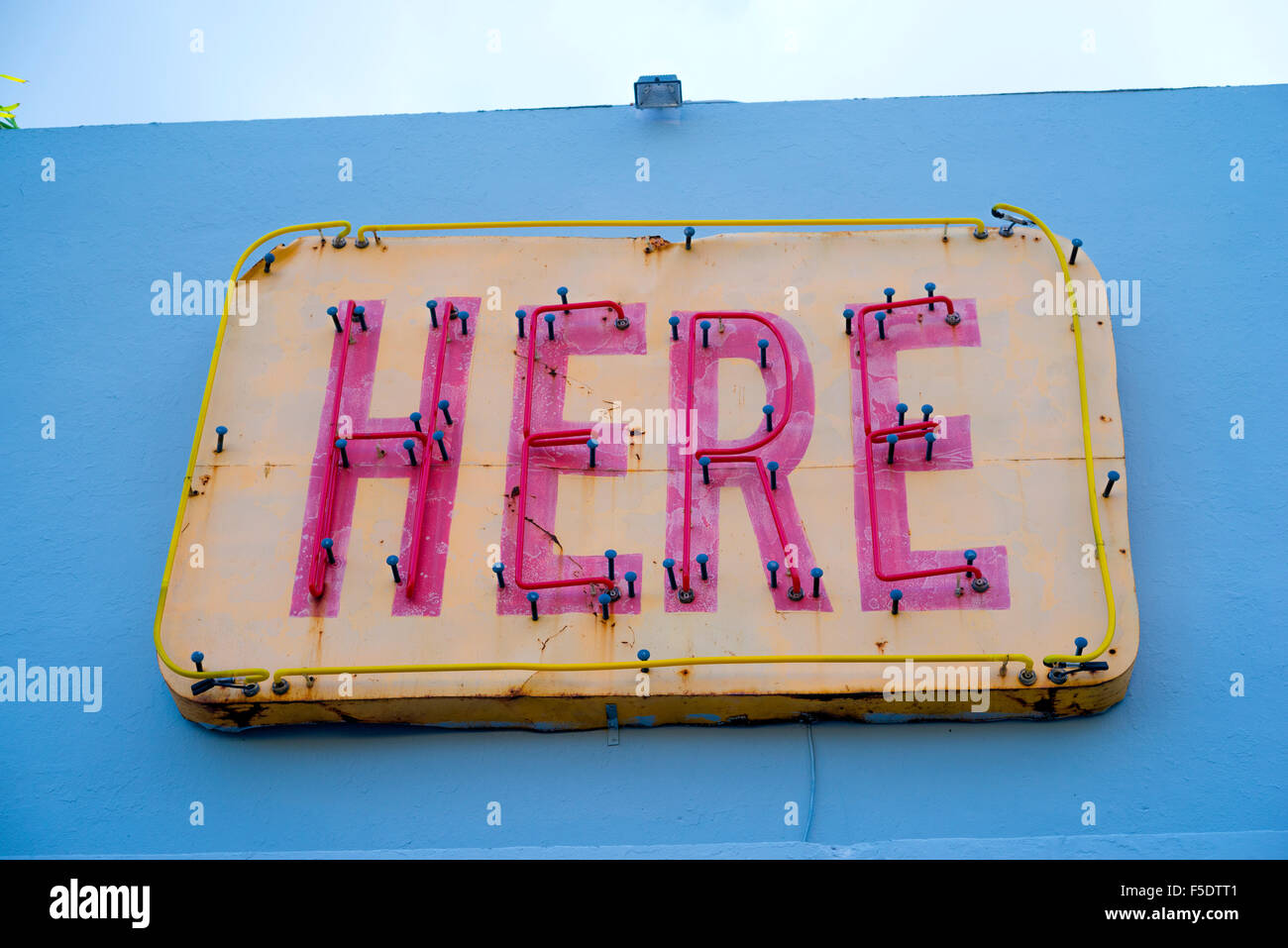 Vintage Neon Sign Stock Photo - Alamy