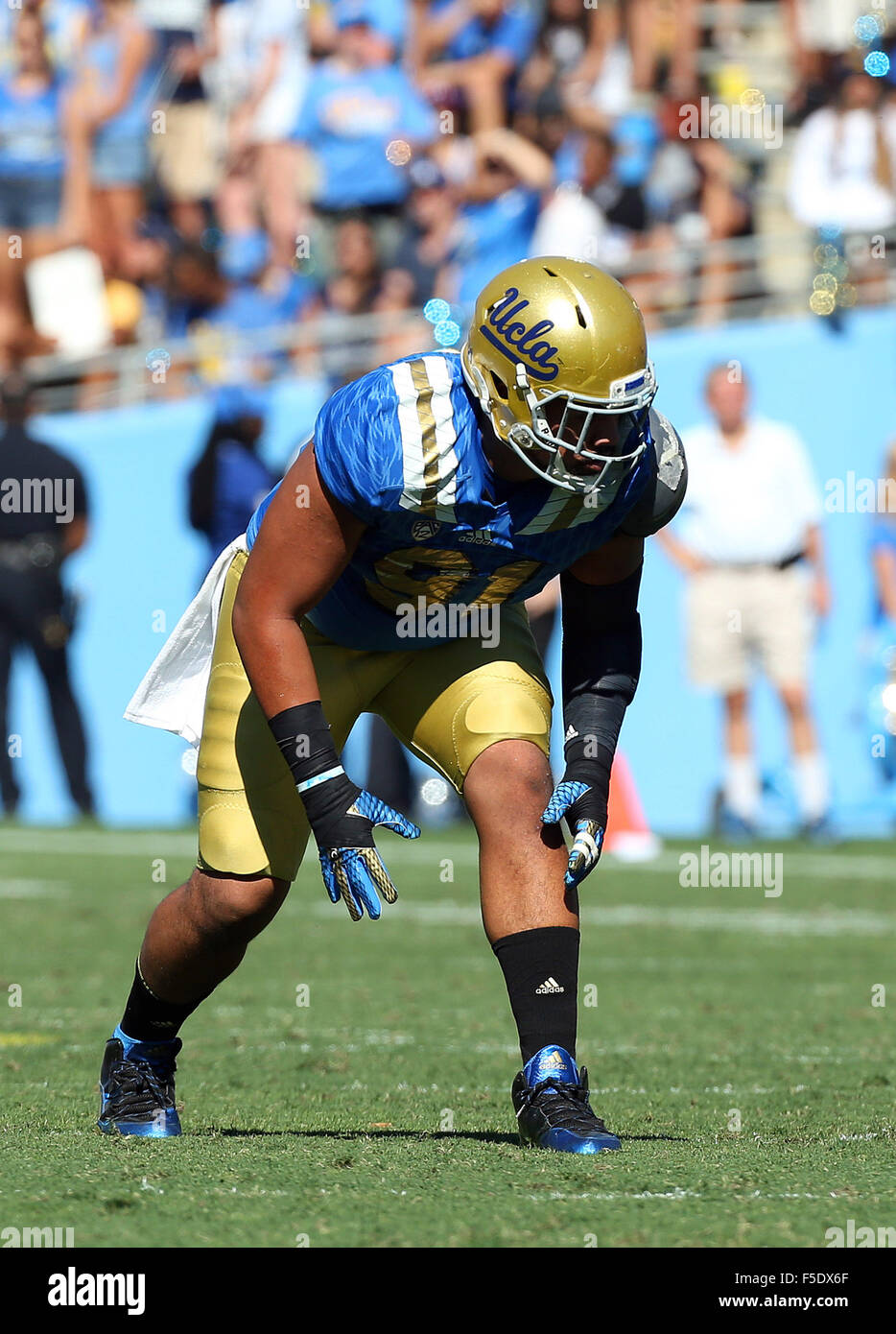 October 31, 2015 UCLA Bruins defensive lineman Jacob Tuioti-Mariner #91 ...