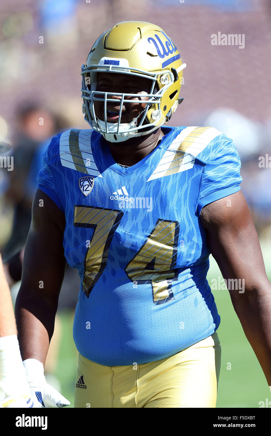 October 31, 2015 UCLA Bruins offensive lineman Caleb Benenoch #74 in ...