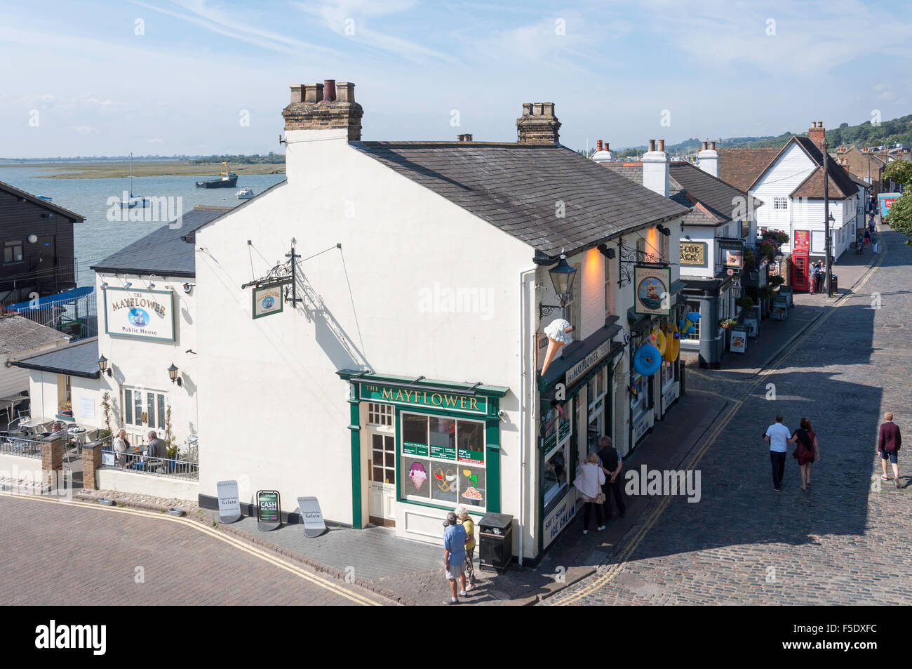 The Mayflower Pub, High Street, Old Leigh, Leigh-on-Sea, Essex, England ...