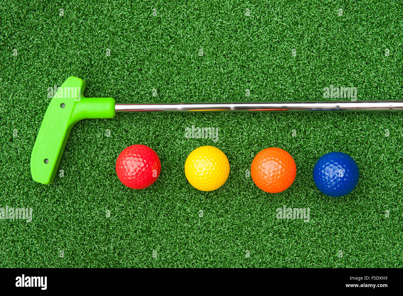 Putter and ball hi-res stock photography and images - Alamy