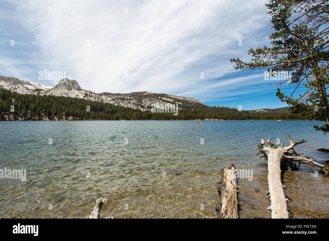 Shore at Mammoth Lakes, Sierra Nevada, California, USA Stock Photo - Alamy