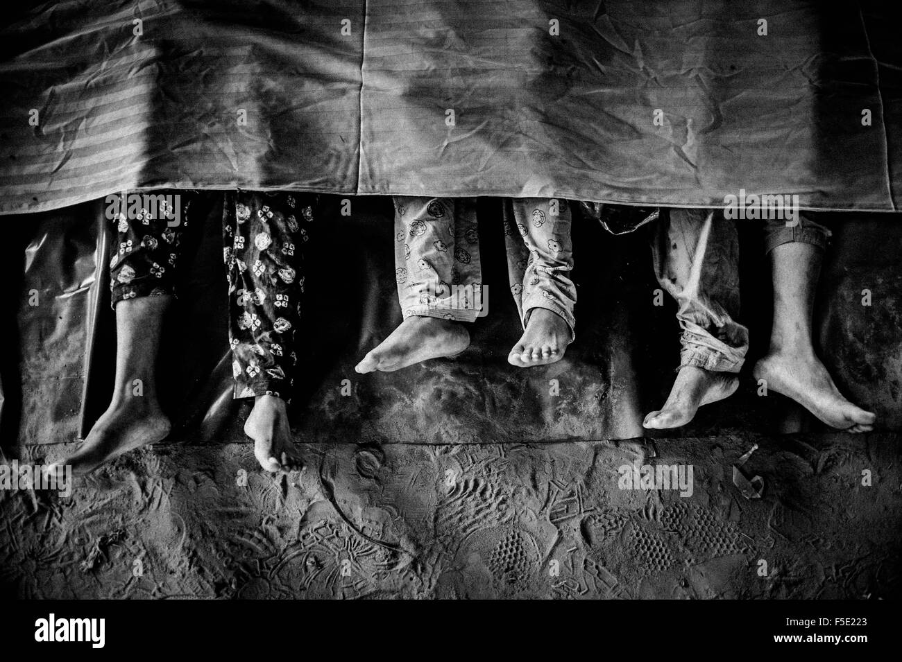 Garments bangladesh Black and White Stock Photos & Images - Alamy