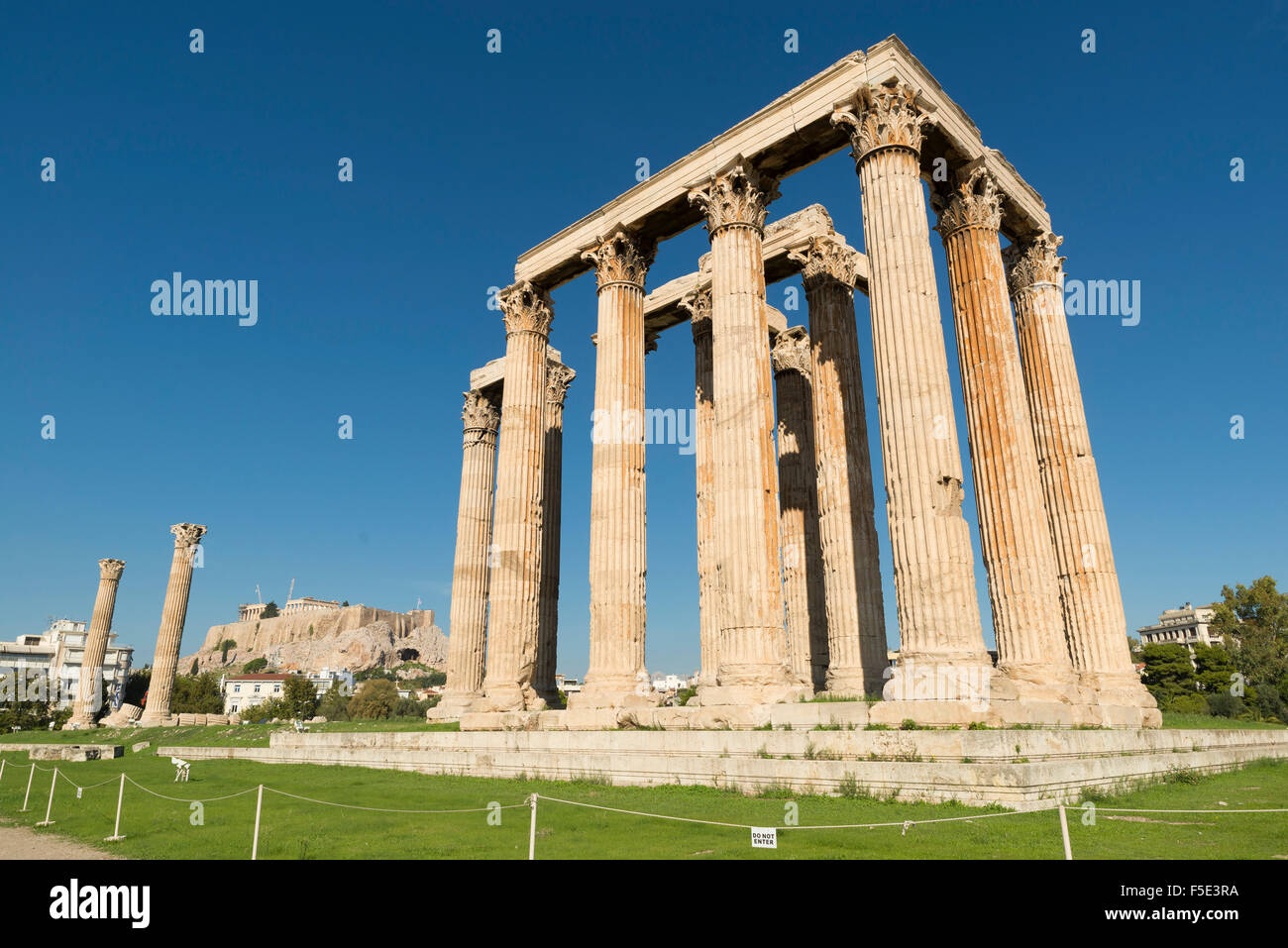 Ancient Temple of Zeus, Olympeion, Athens, Greece Stock Photo - Alamy