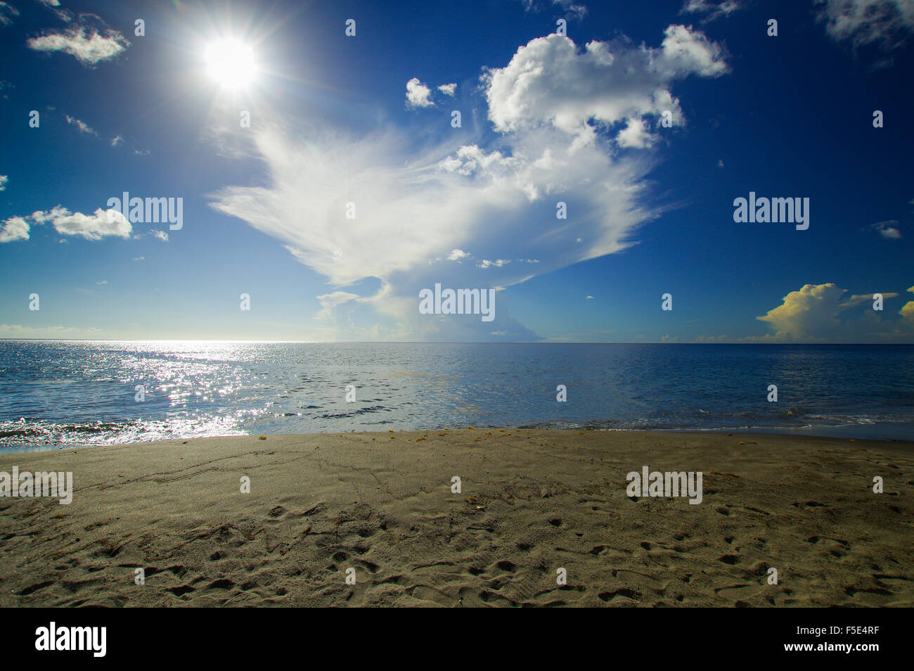 Sunshine, sea - Saint Lucia Stock Photo - Alamy