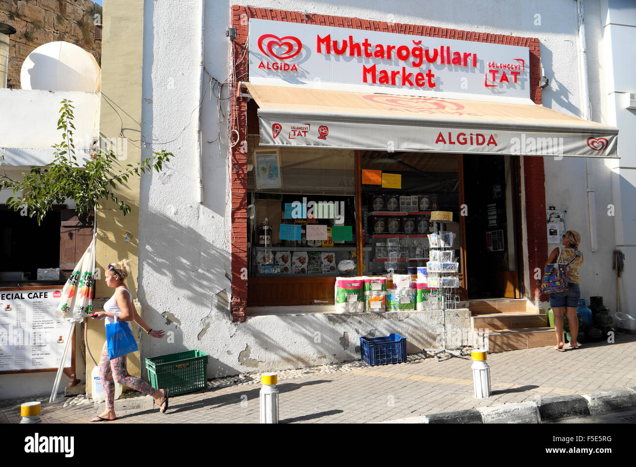 Kyrenia market hi-res stock photography and images - Alamy