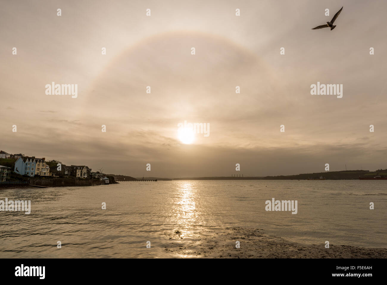 Halo optical phenomenon hi-res stock photography and images - Alamy