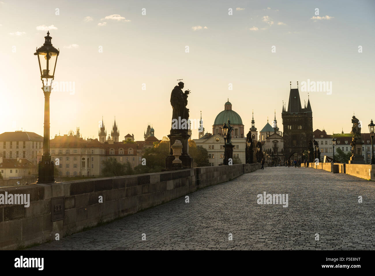 Sunrise on Charles Bridge, UNESCO World Heritage Site, Prague, Czech ...