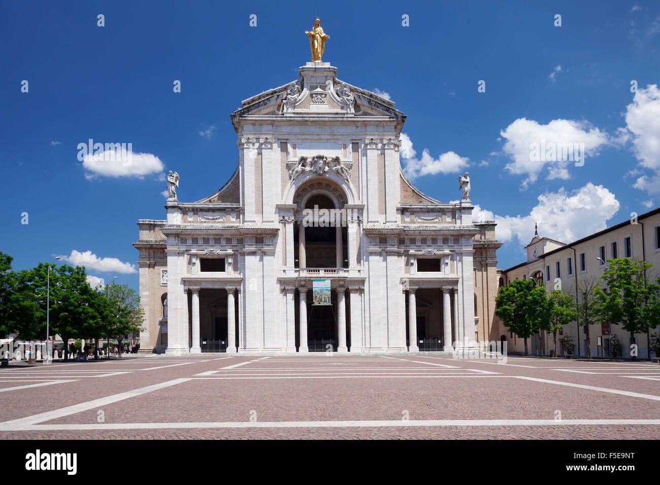 Basilica of Santa Maria degli Angeli, Assisi, Perugia District, Umbria ...