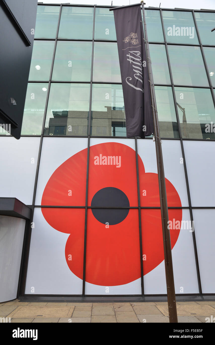 Poppy day bus hi-res stock photography and images - Alamy