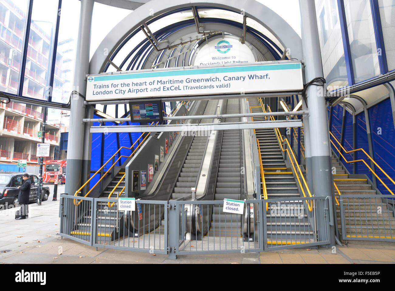 Tower Hill, London, UK. 3rd November 2015. Tower Gateway station closed ...