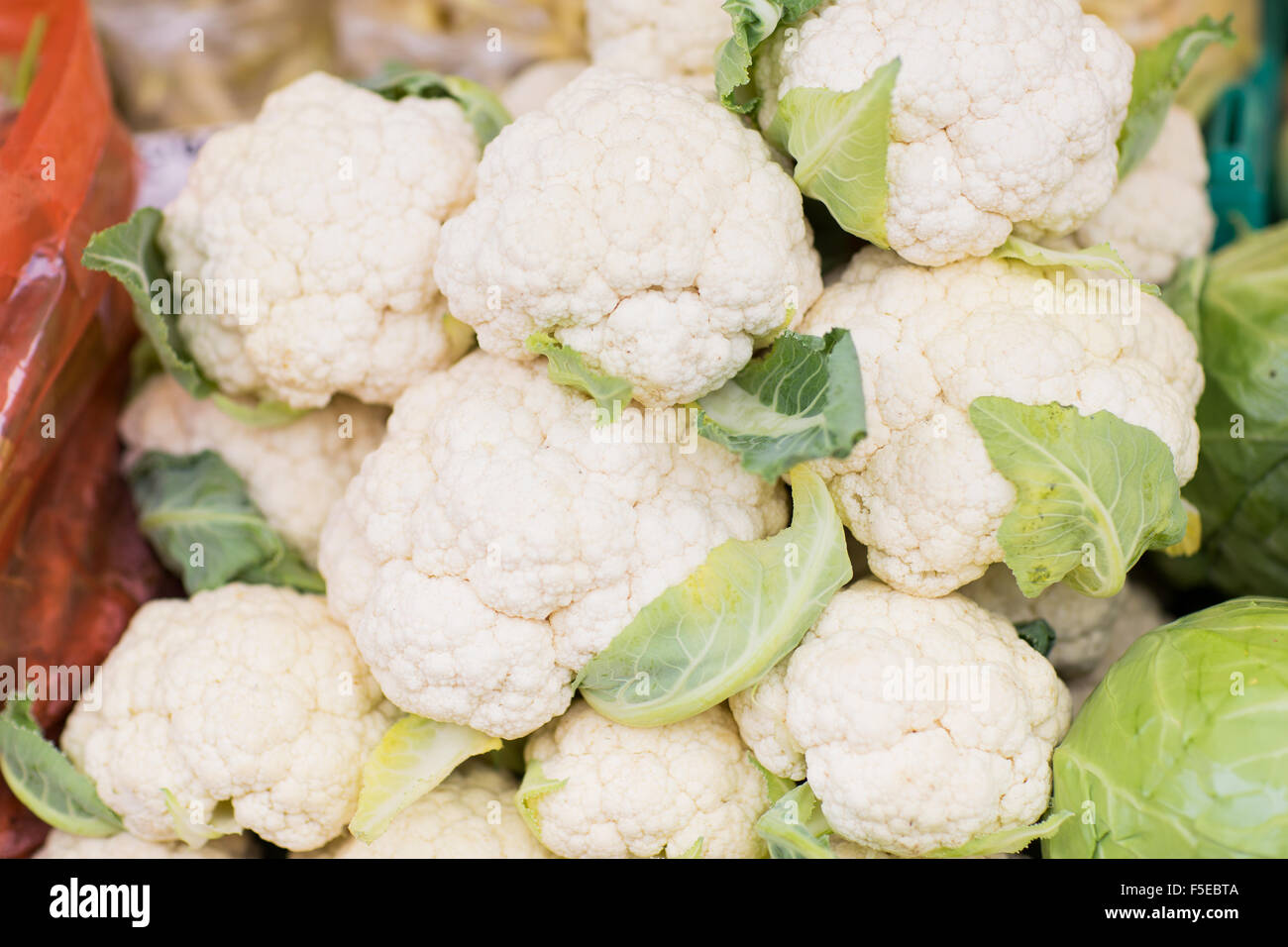 close up of cauliflower at street market Stock Photo - Alamy