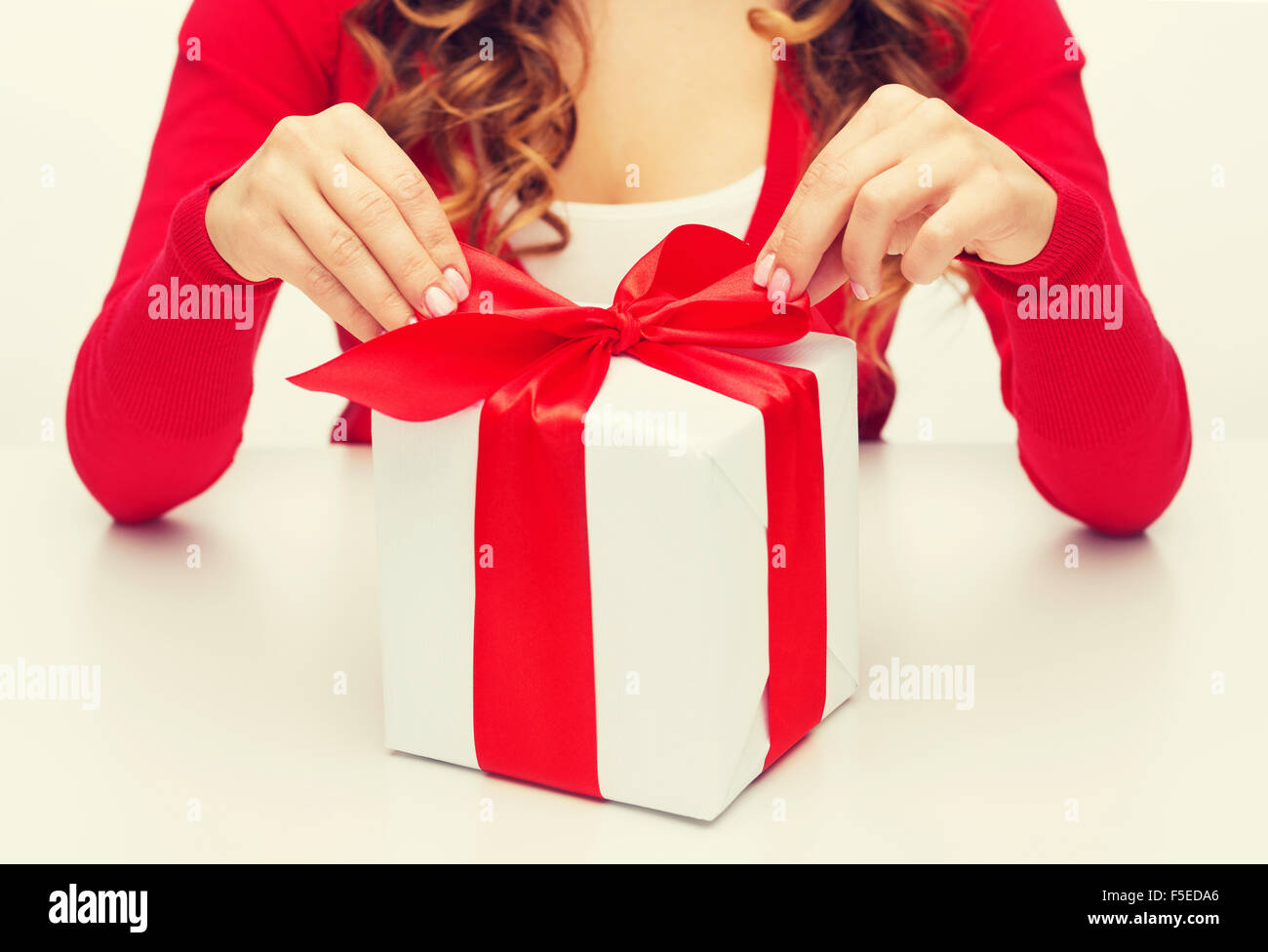 Beautiful gift boxes and packaging hi-res stock photography and images ...