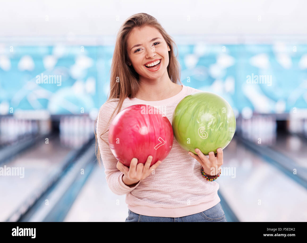 *NSFW* - Introducing The school pickup line mom | Radio Gunk