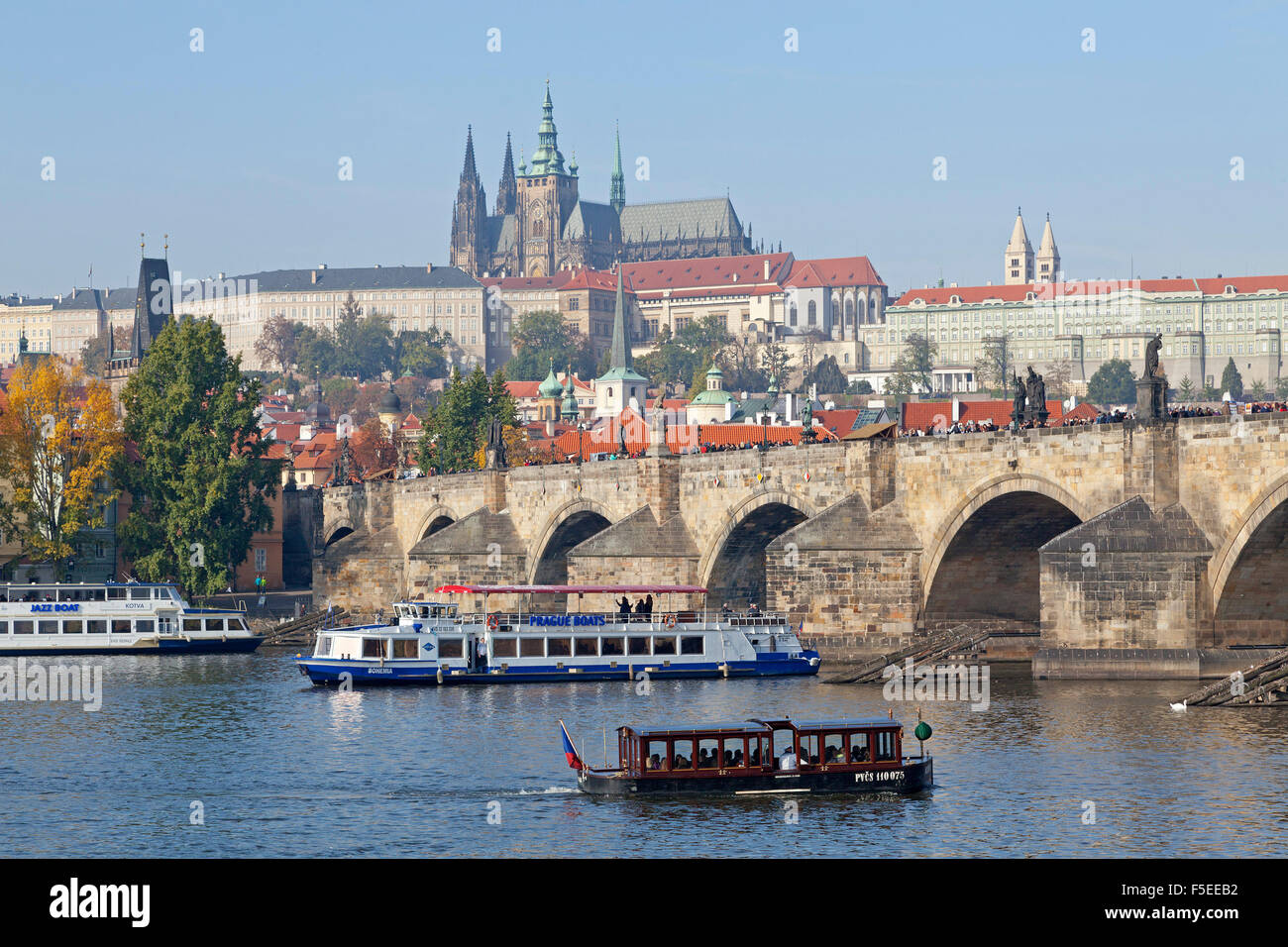 Prague Castle, Charles Bridge, River Vltava, Prague, Czech Republic ...