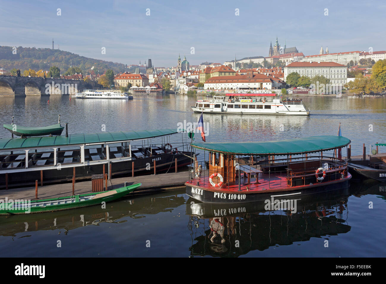 Prague Castle, Charles Bridge, River Vltava, Prague, Czech Republic ...