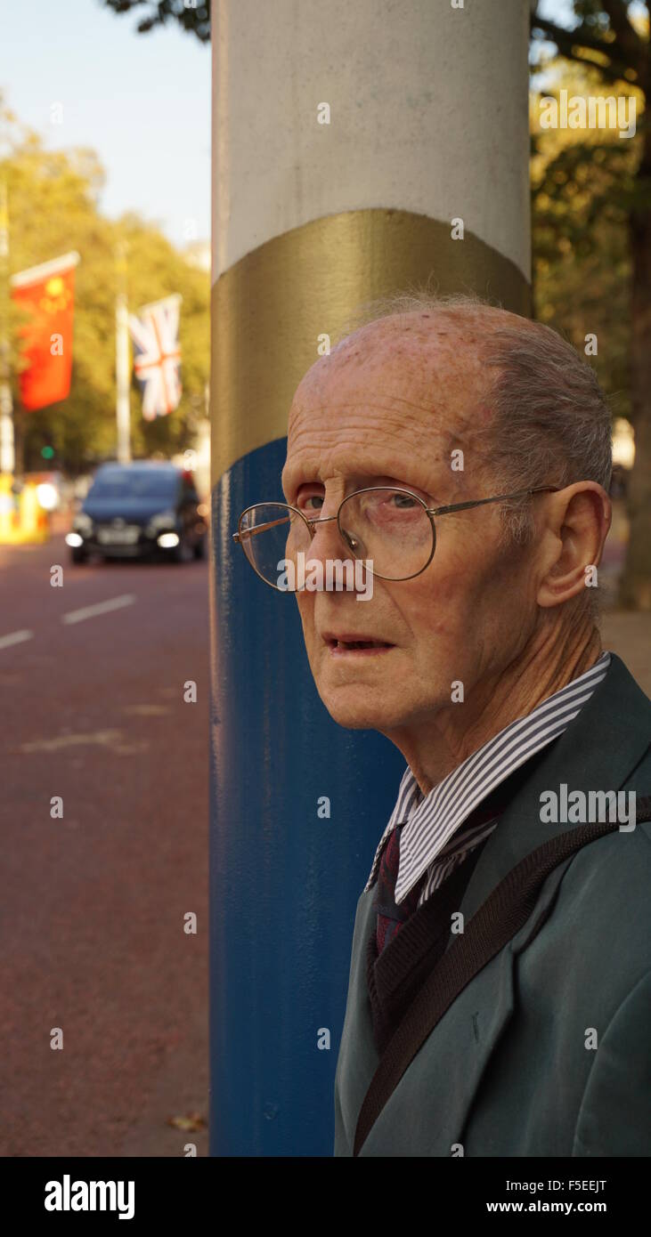 Grumpy senior citizen Stock Photo - Alamy