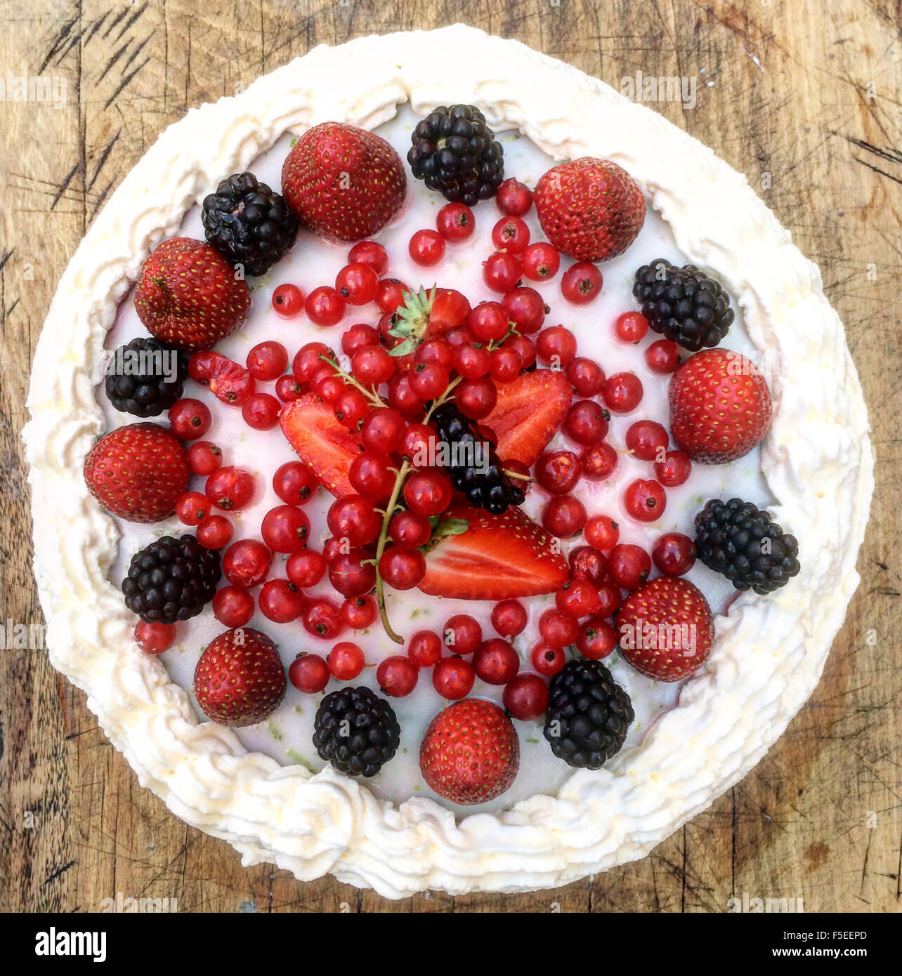 Cake with fresh berries Stock Photo - Alamy