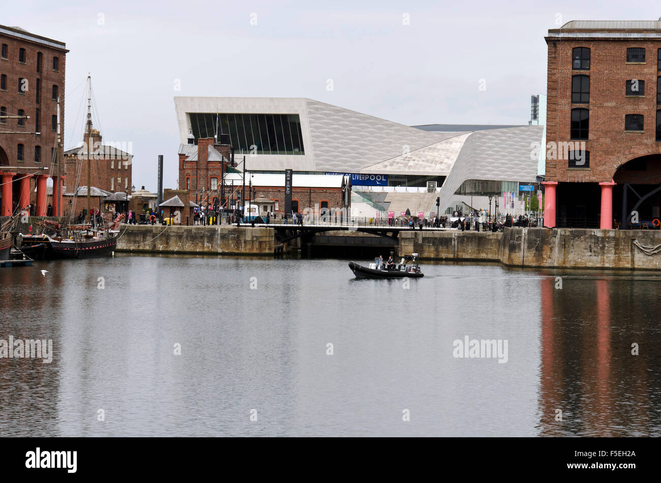 The new museum from the Albert Dock in Liverpool, England Stock Photo ...