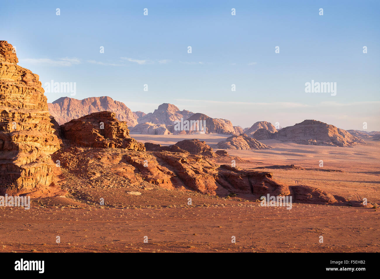 Wadi landscape hi-res stock photography and images - Alamy