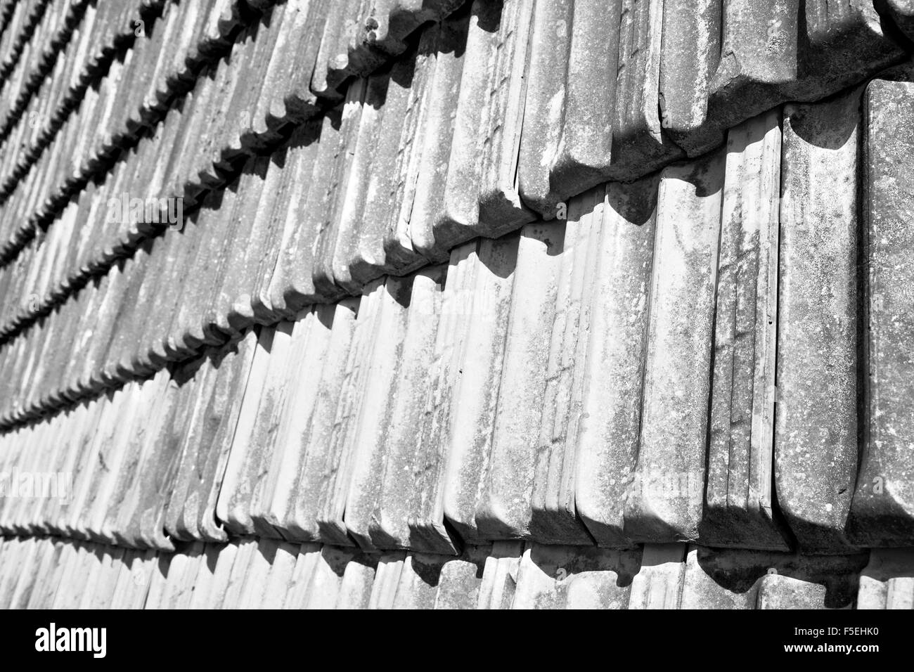 old roof in italy the line and texture of diagonal architecture Stock ...