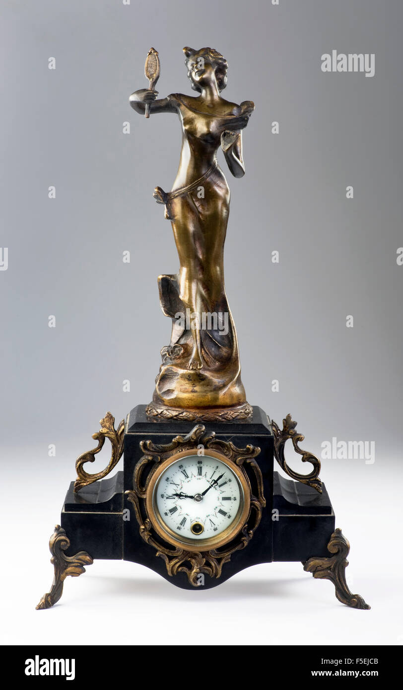 French marble clock hi-res stock photography and images - Alamy